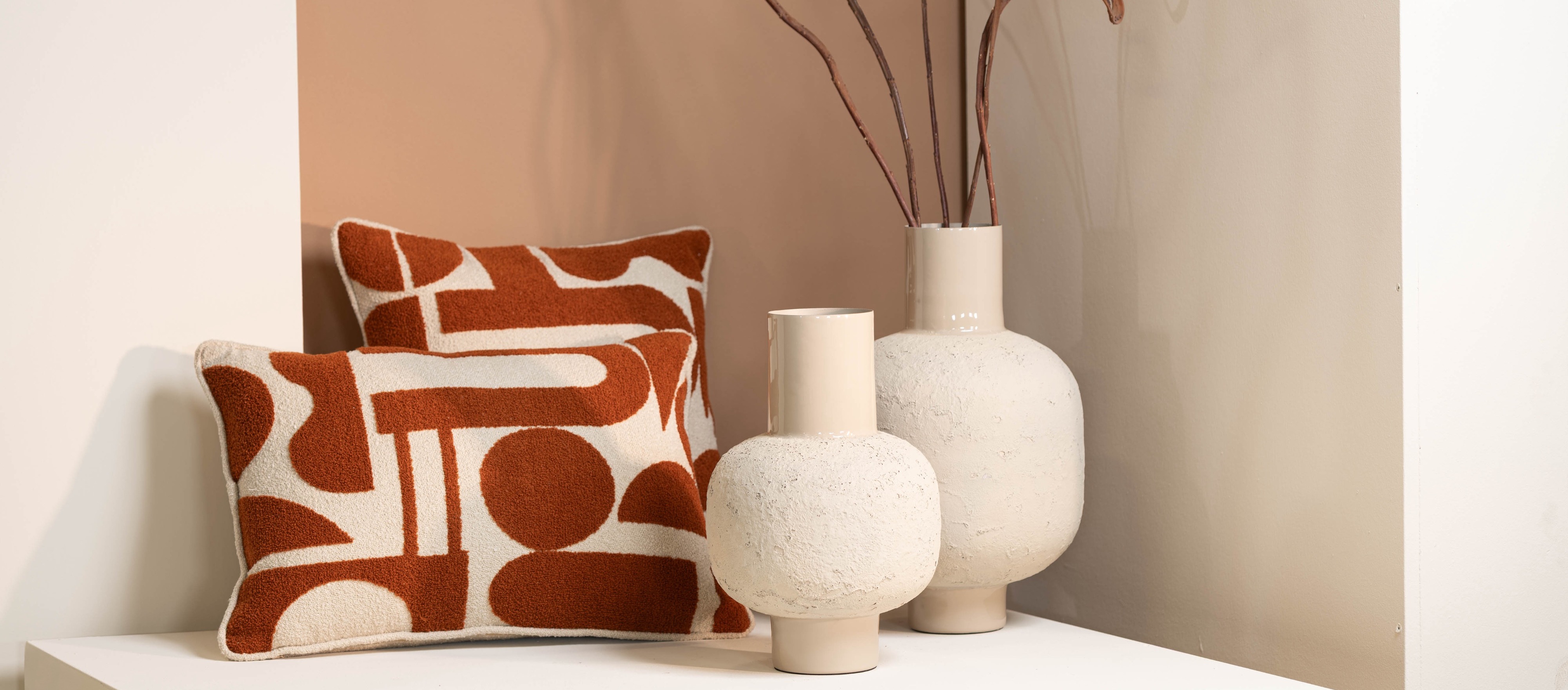 Dekocandle: atmospheric candle light & timeless decoration