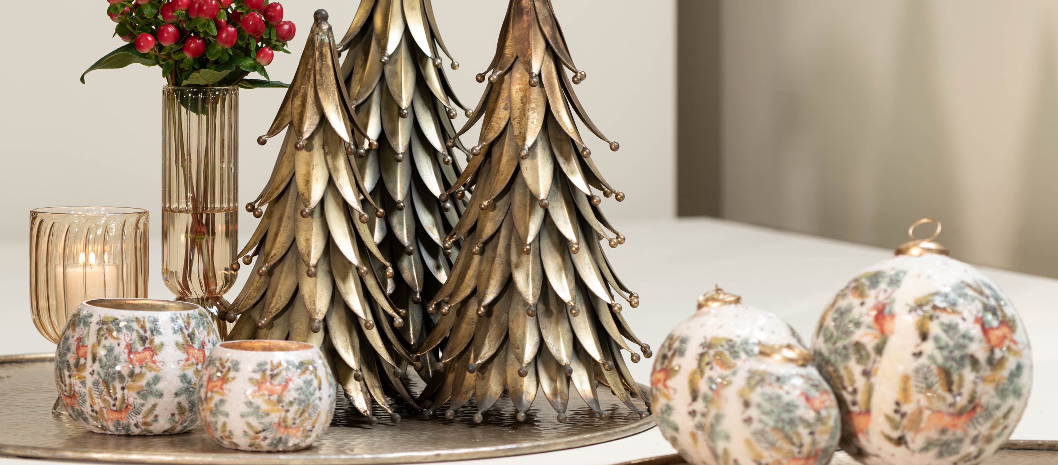 Dekocandle: atmospheric candle light & timeless decoration